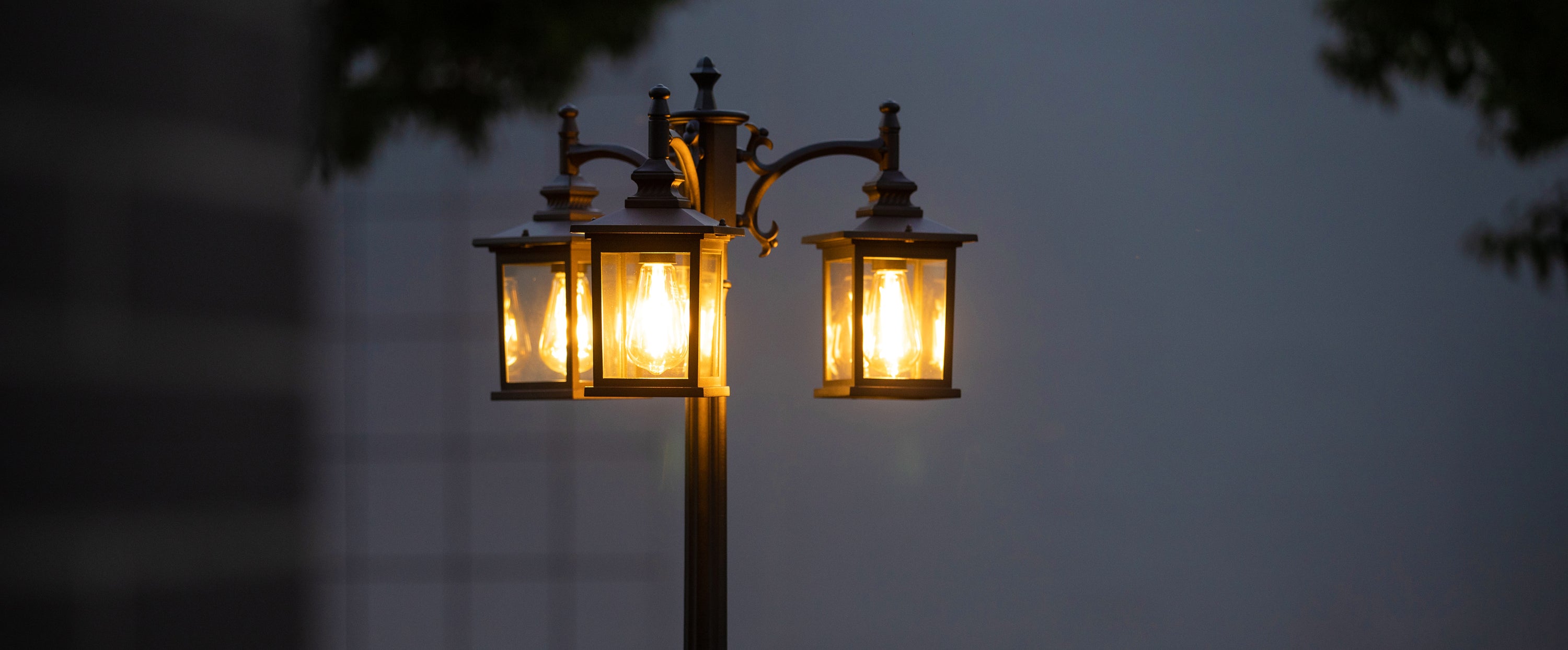 LUTEC 3 Square-Head LED Outdoor Hard Wired Street Light